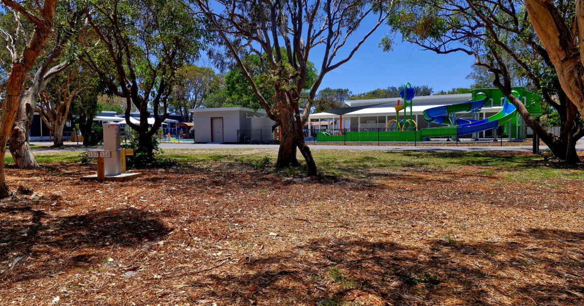 Ballina Beach Nature Resort | Pool View Powered Site