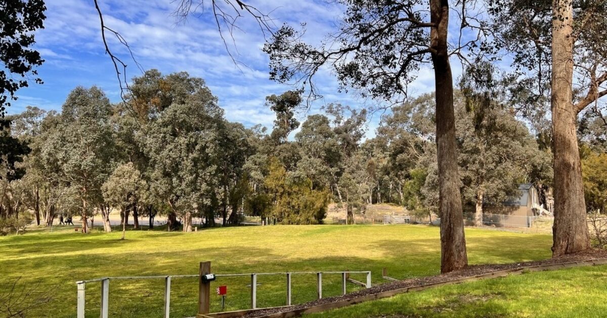 Mingling Waters Holiday Park | Powered Site