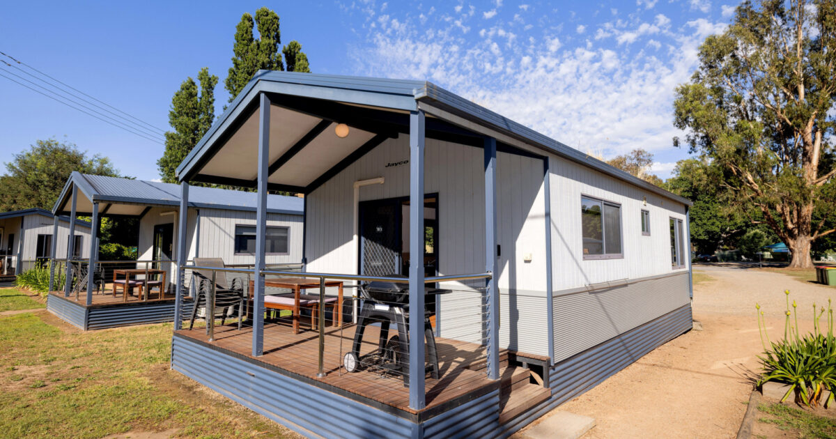 BIG4 Taggerty Holiday Park | Riverfront Cabin